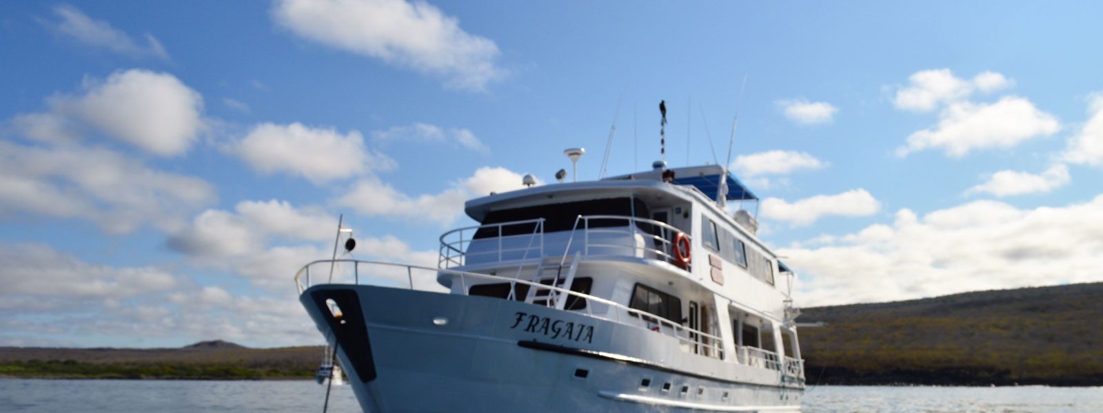 Fragata Yacht Galapagos - Cuscunga Tour Travel Agency Quito Galapagos ...